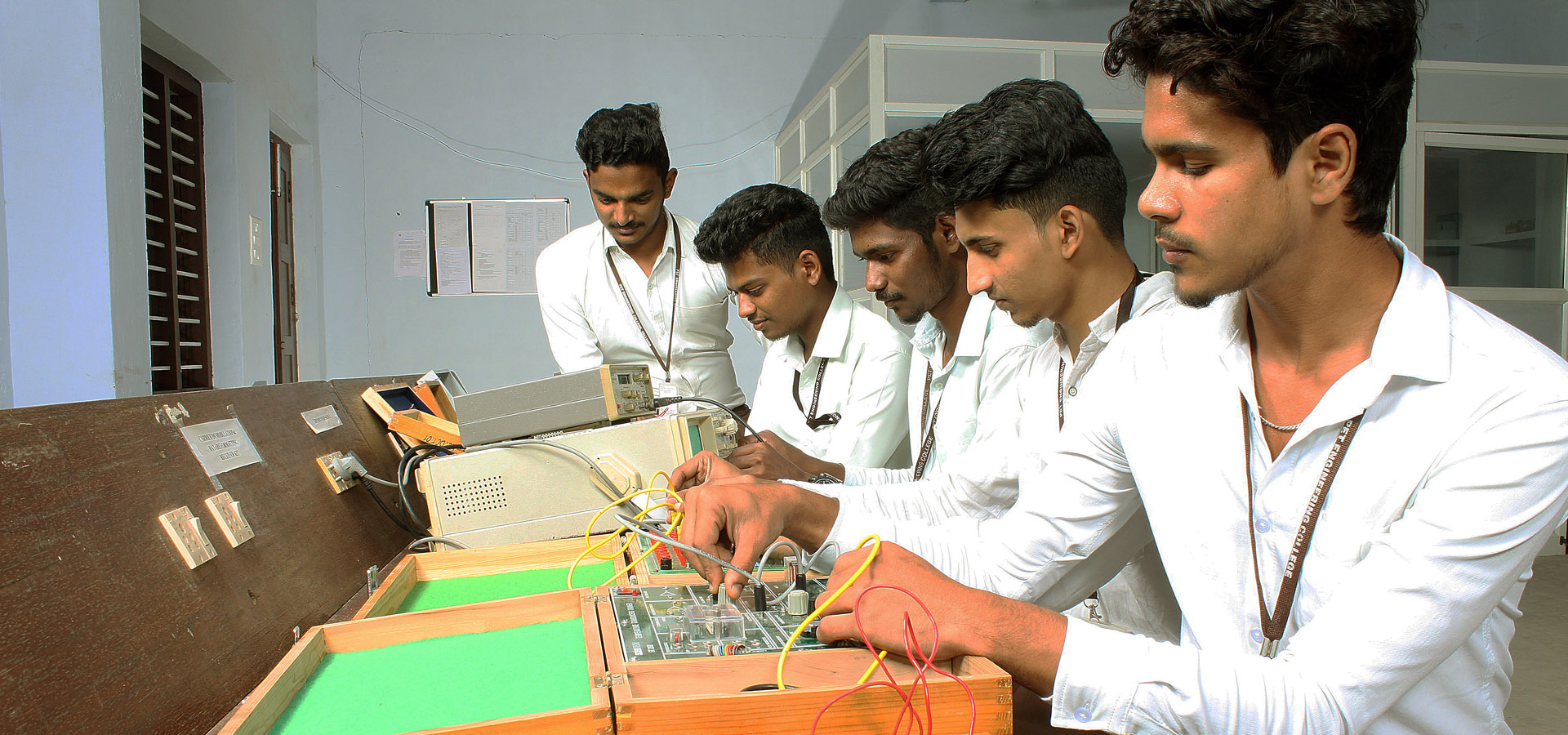 PET Engineering College